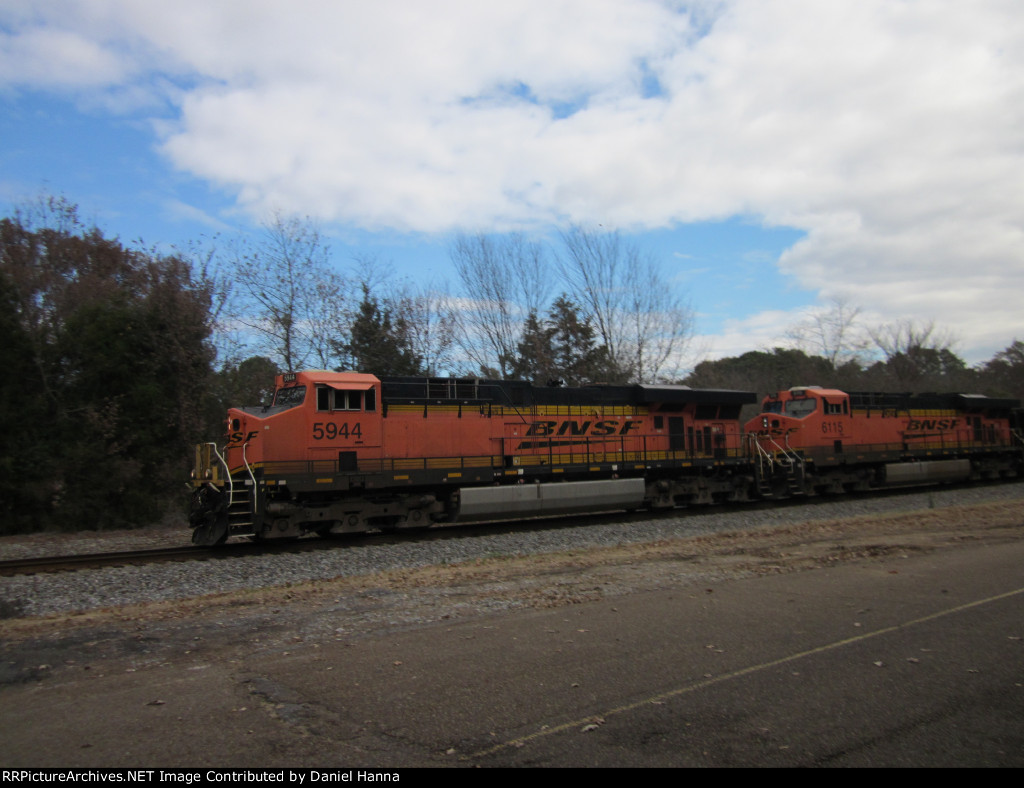 BNSF empty coal train